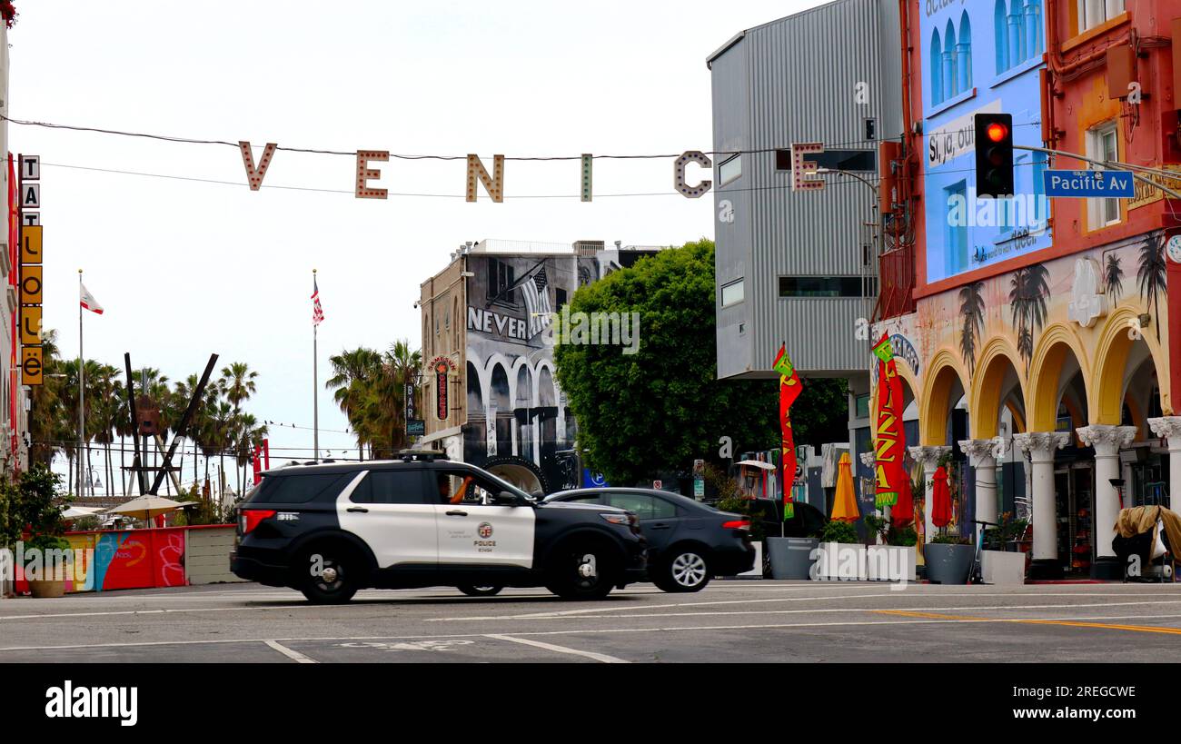 Venice Beach (Los Angeles), California: VENICE Sign at the intersection ...