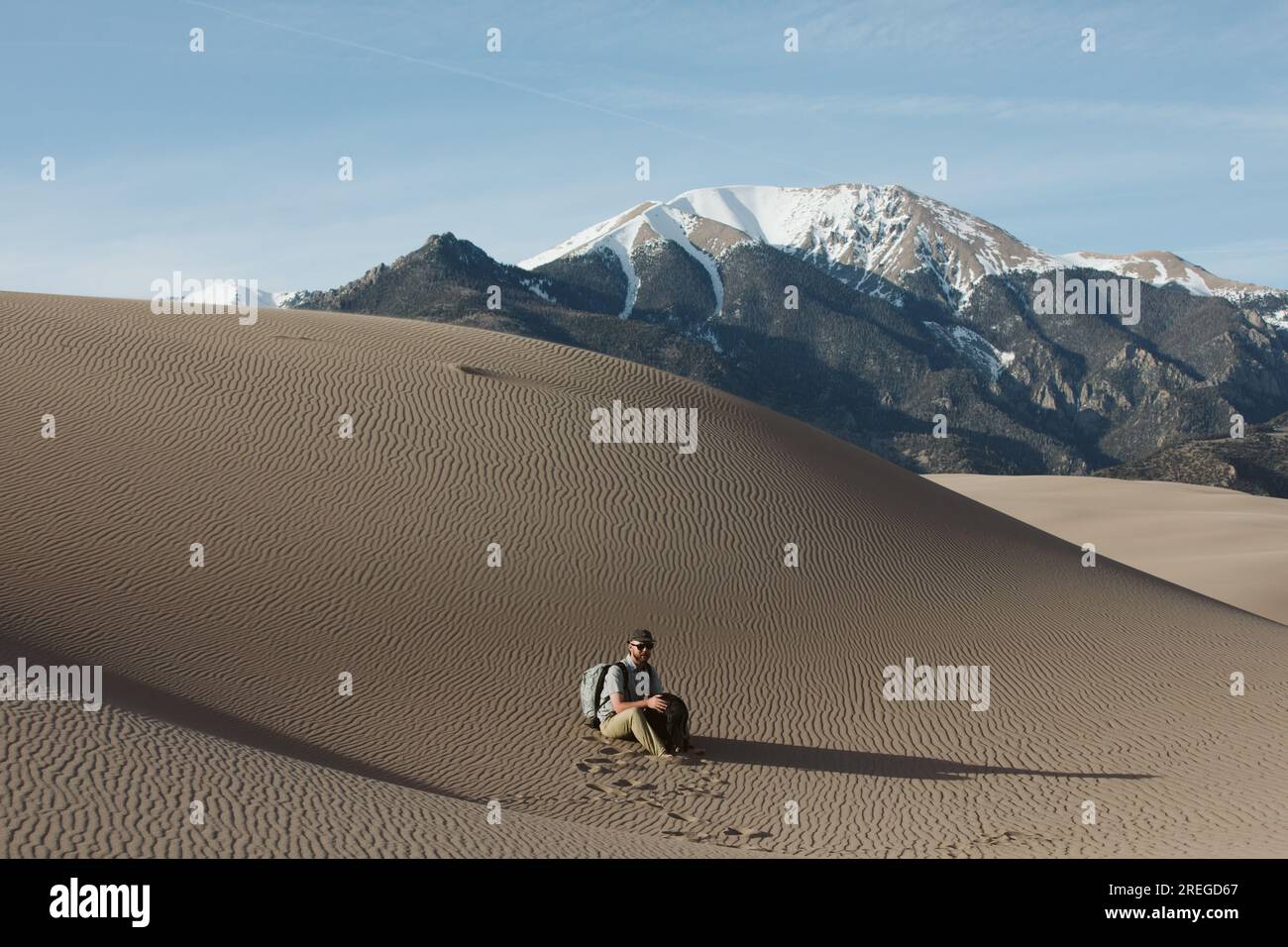 Shallow cavity hi-res stock photography and images - Alamy