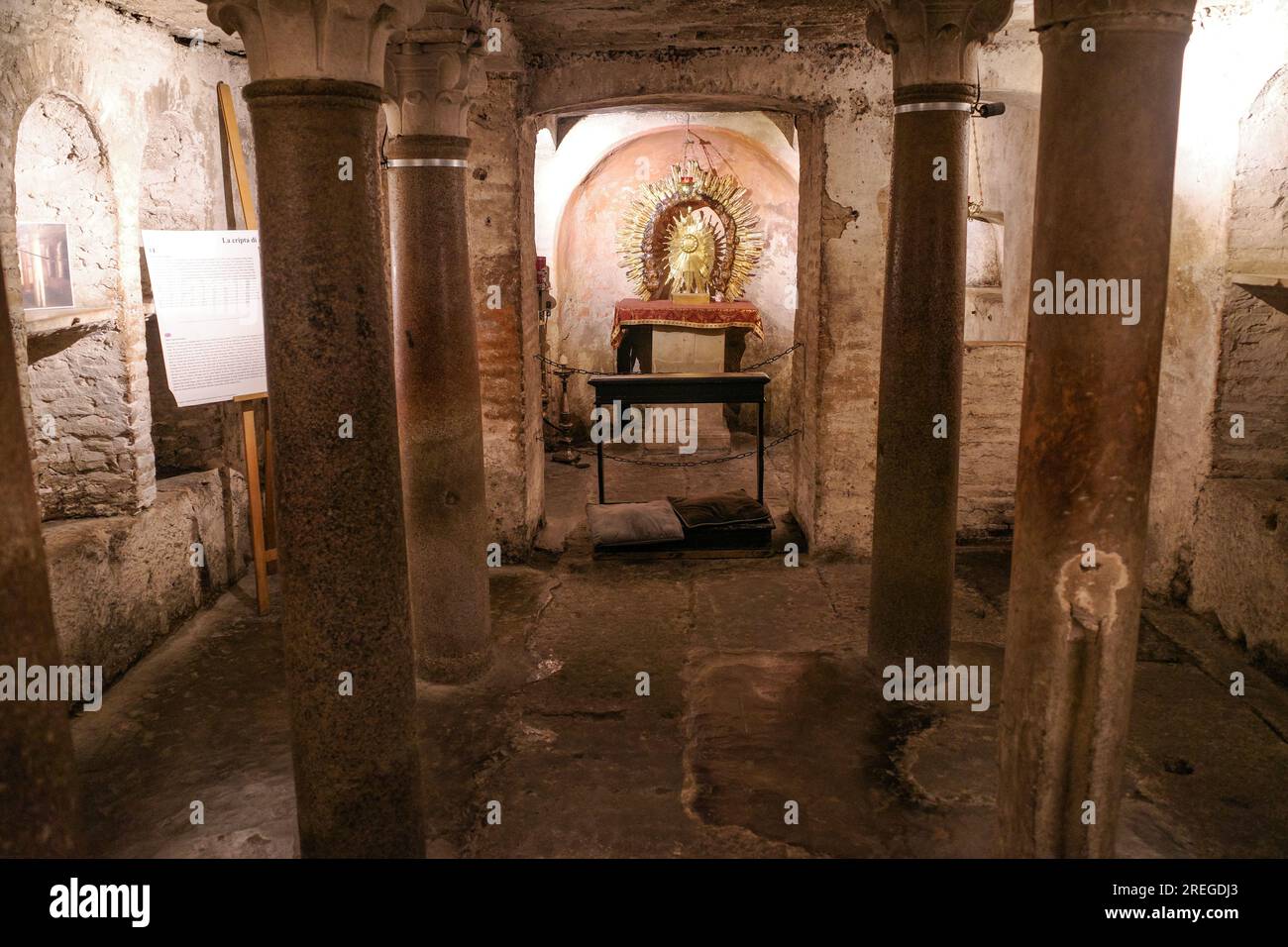 Rome, Italy - 27 Nov, 2022: Crypt of the Basilica Santa Maria de ...