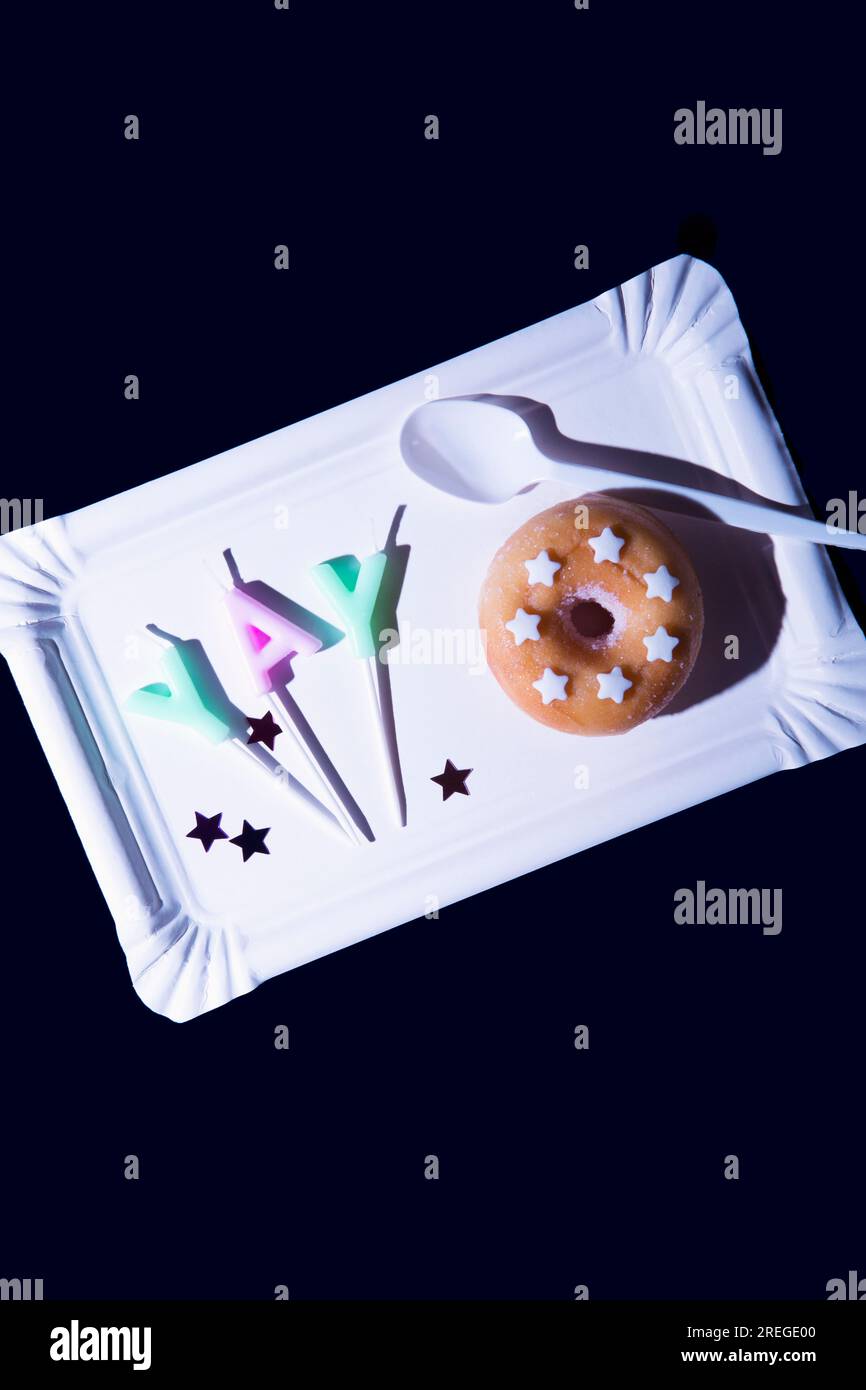 White cake birds eye view hi-res stock photography and images - Alamy