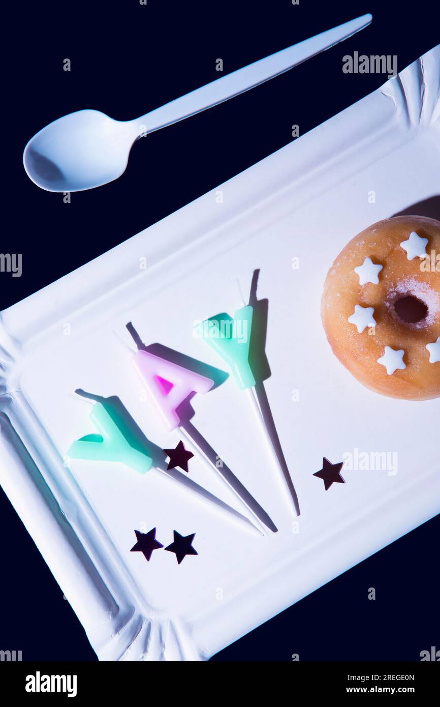 White cake birds eye view hi-res stock photography and images - Alamy