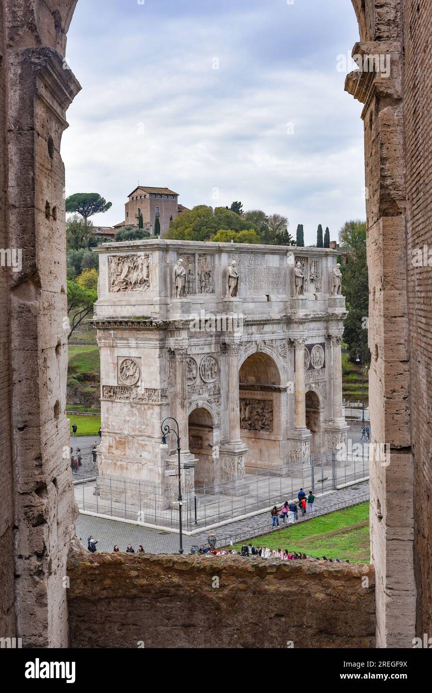 Rome, Italy - 27 Nov, 2022: Arch of Constantine, the Roman Triumphal ...