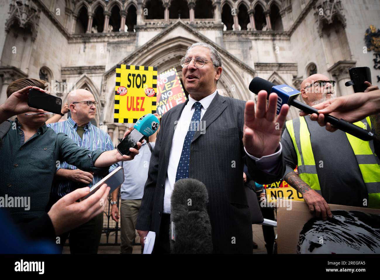 Councillor Simon Fawthrop speaking to the media outside the Royal ...