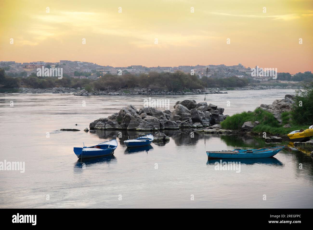 Nubian village bank nile river hi-res stock photography and images - Alamy