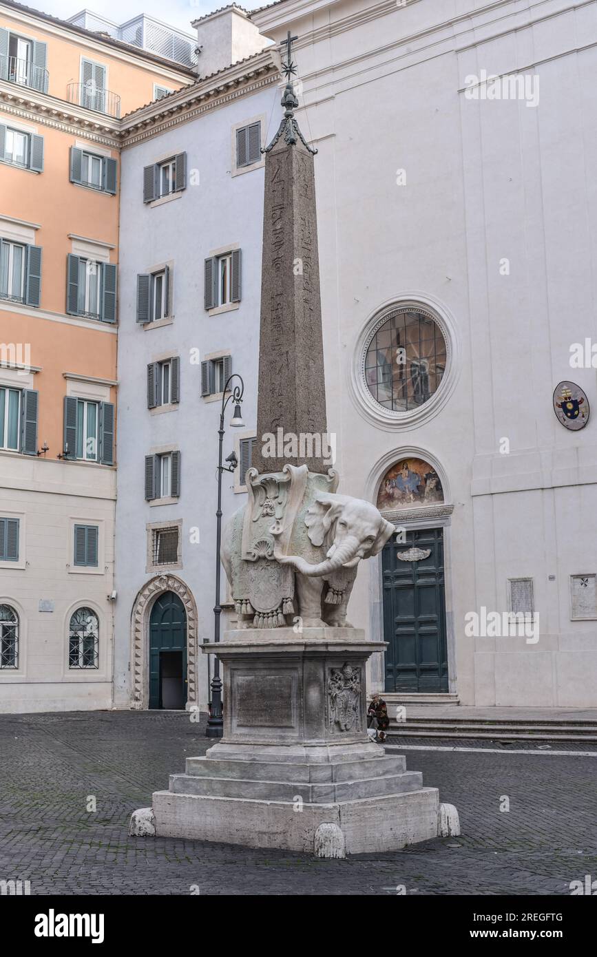 Rome, Italy - 26 Nov, 2022: The Elephant & Obelisk of Minerva (Obelisco ...