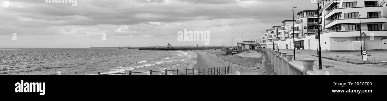 Royal harbour and marina Black and White Stock Photos & Images - Alamy