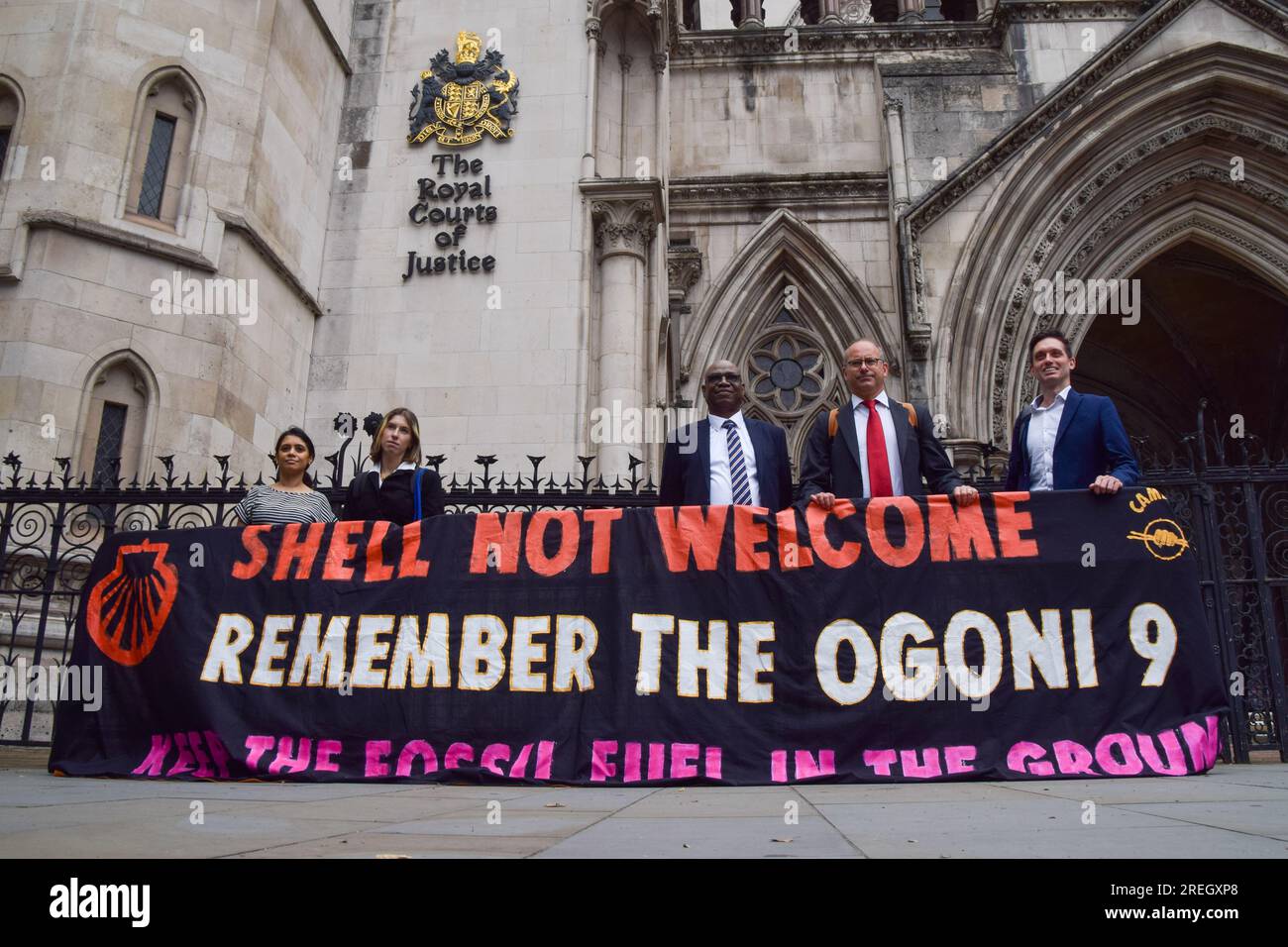 London, England, UK. 28th July, 2023. The legal team stands behind a ...
