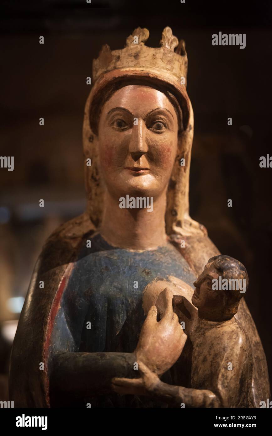 African virgin mary hi-res stock photography and images - Alamy