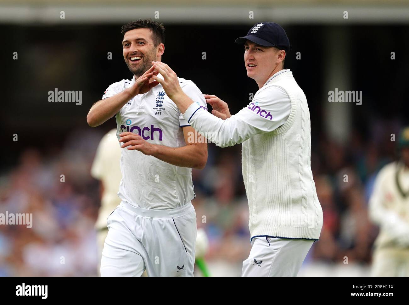 England's Mark Wood celebrates the wicket of Australia's Marnus ...