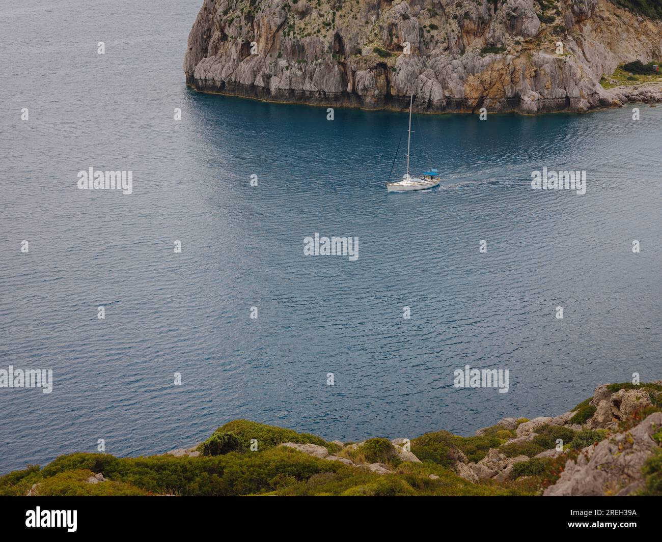 Anthony Quinn bay with crystal clear water and Luxurios yacht in Rhodes ...