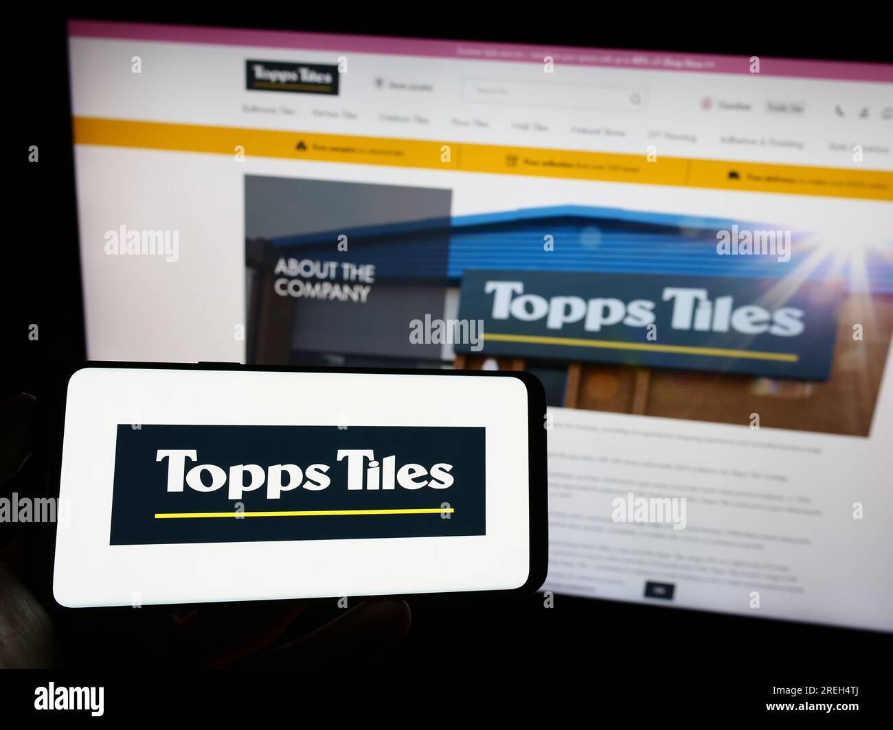 Topps tiles plc hi-res stock photography and images - Alamy