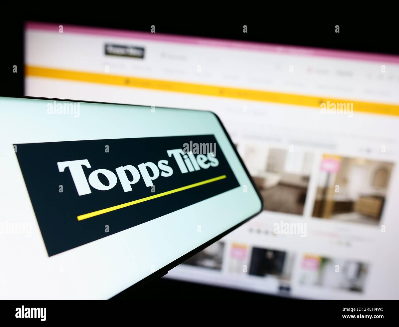 Tiles logo hi-res stock photography and images - Alamy