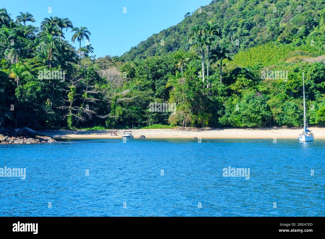 Tourism in Angra dos Reis, Rio de Janeiro, Brazil Stock Photo - Alamy