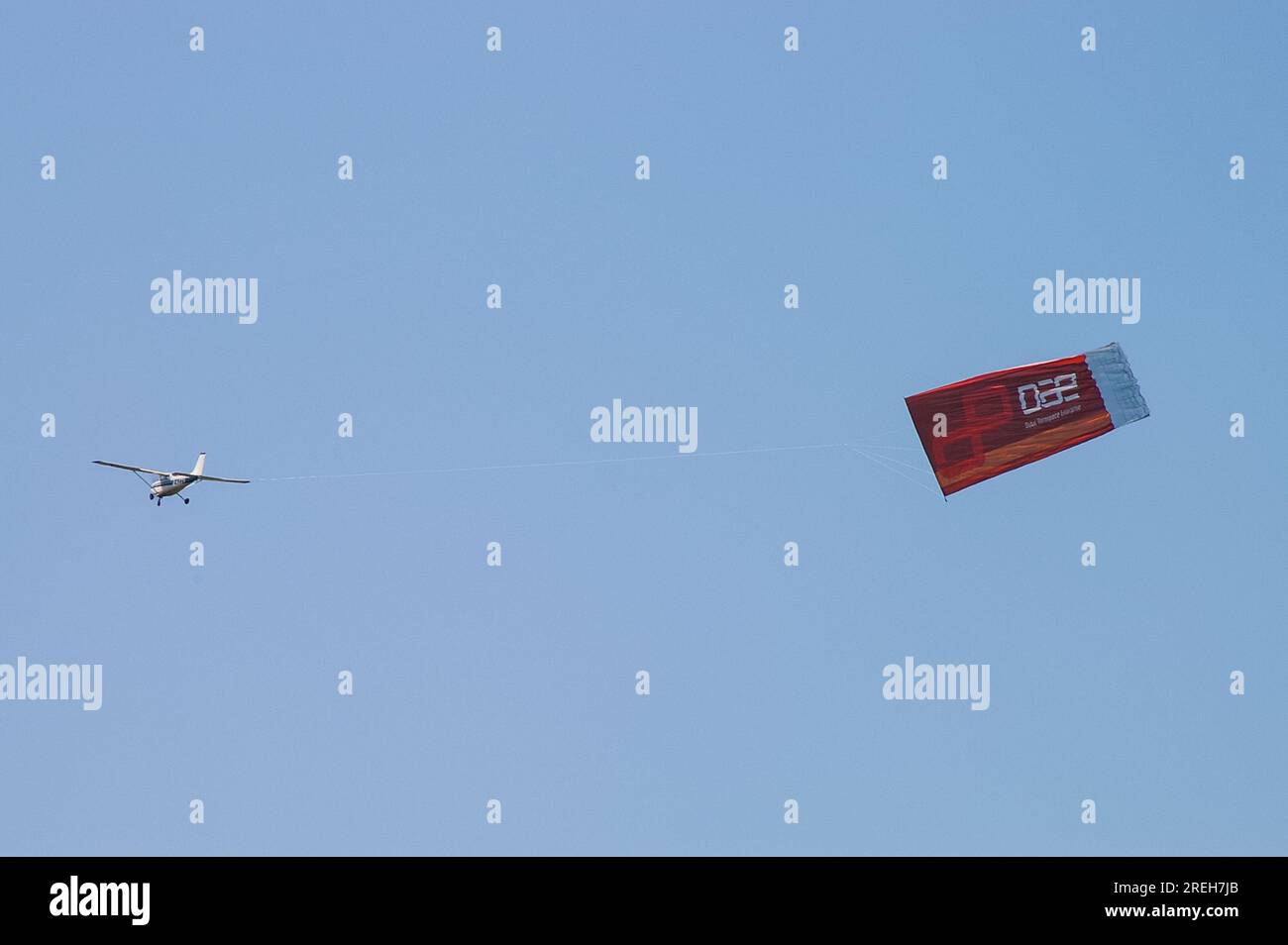 Dubai aerospace enterprise hi-res stock photography and images - Alamy