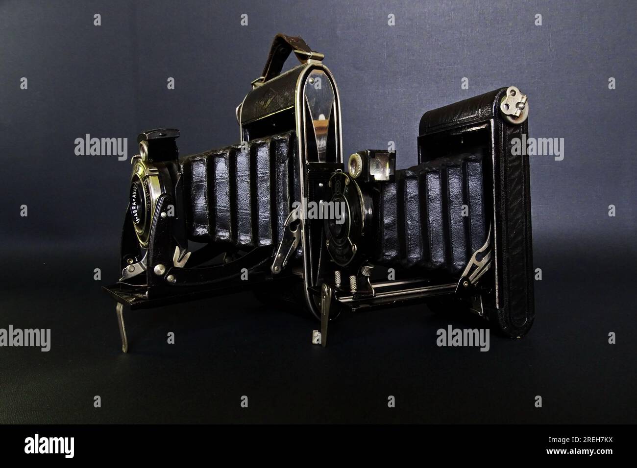 Folding vest hi-res stock photography and images - Alamy