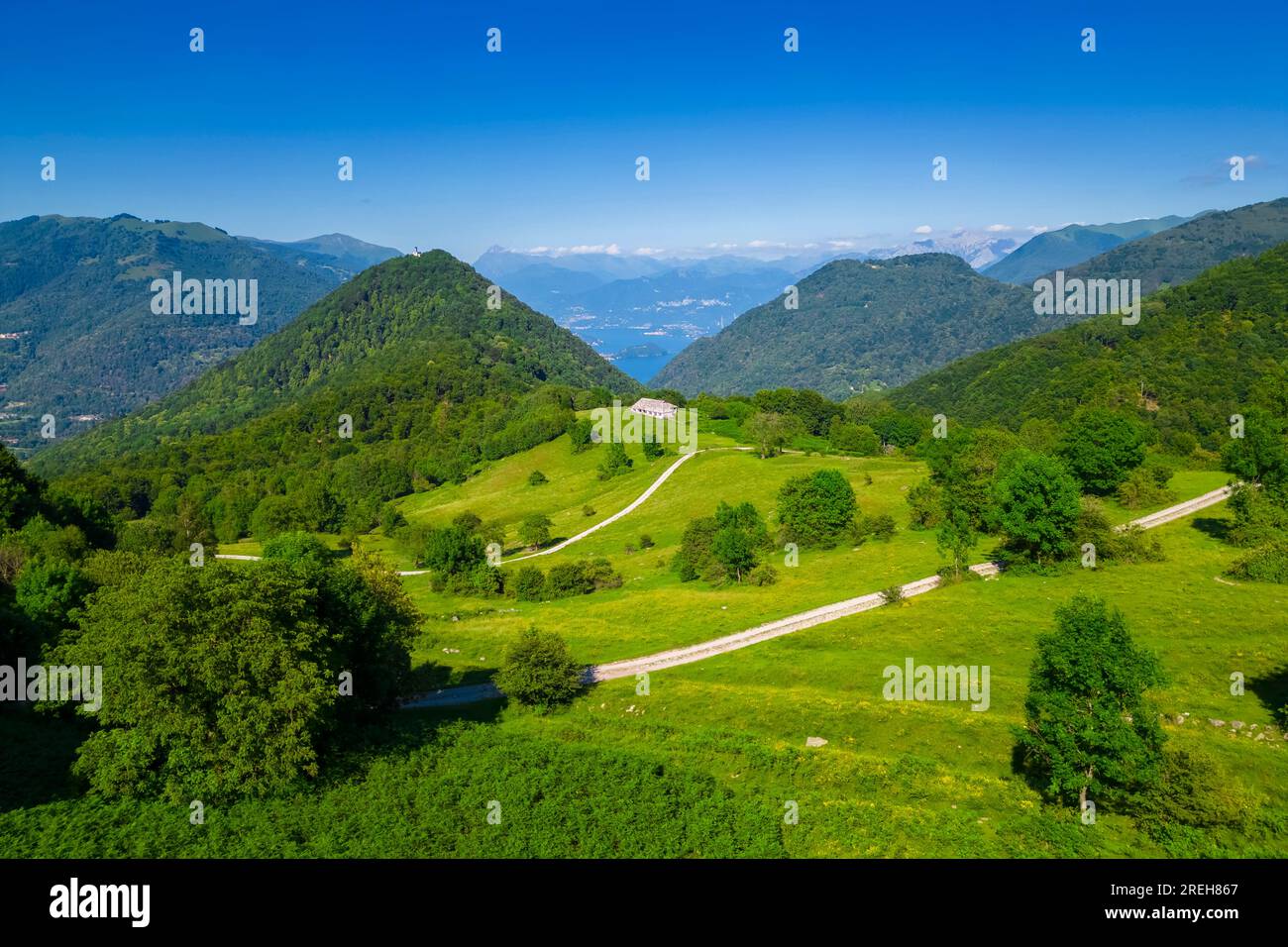 Piano delle alpi hi-res stock photography and images - Alamy
