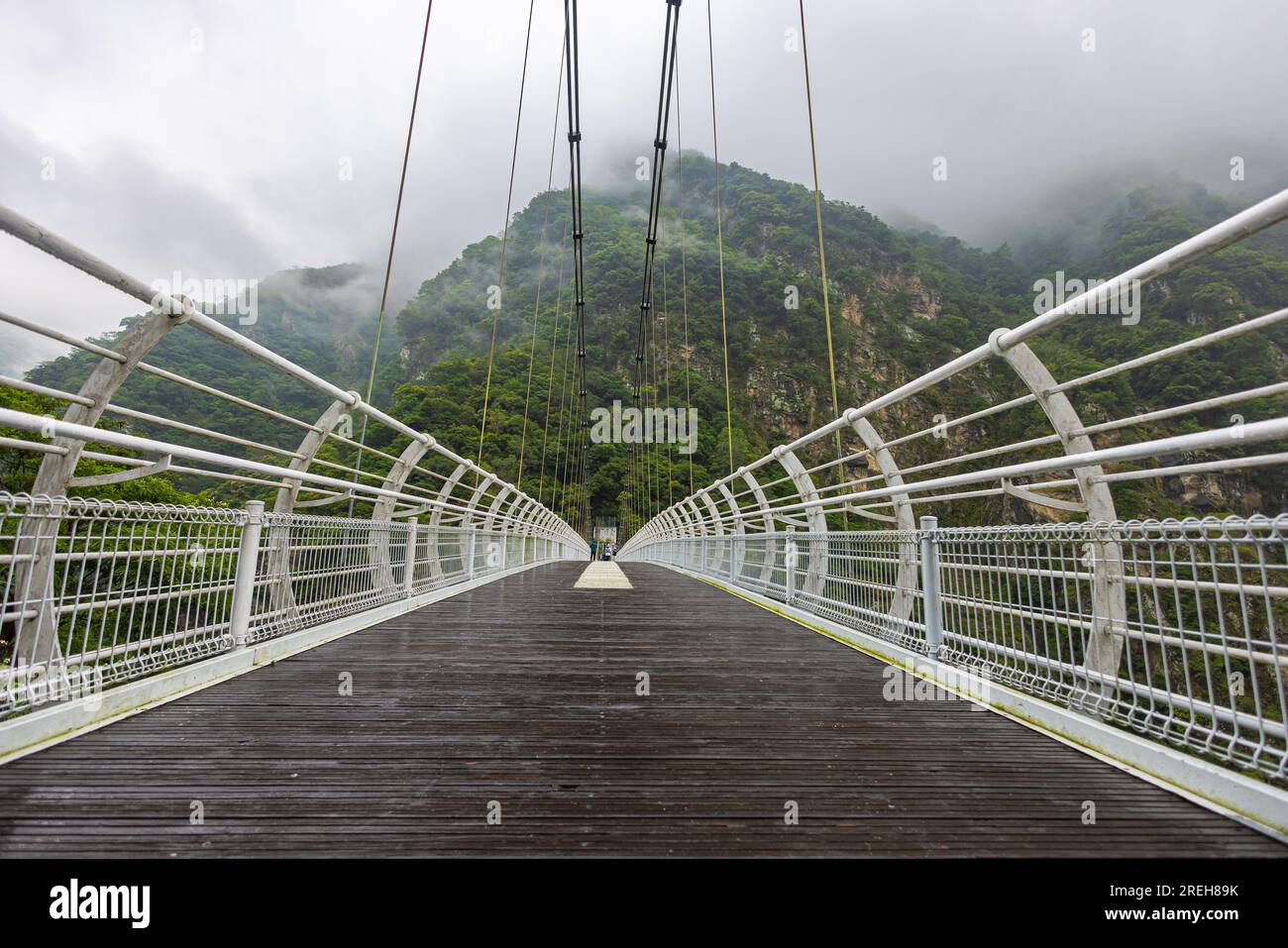 Blow Bay Suspension Bridge or Mountain Moon bridge. A impressive ...