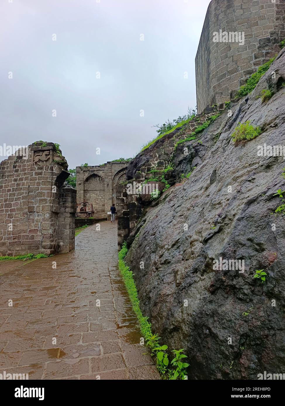 Shivneri Fort is a 17th-century military fortification, It is the ...