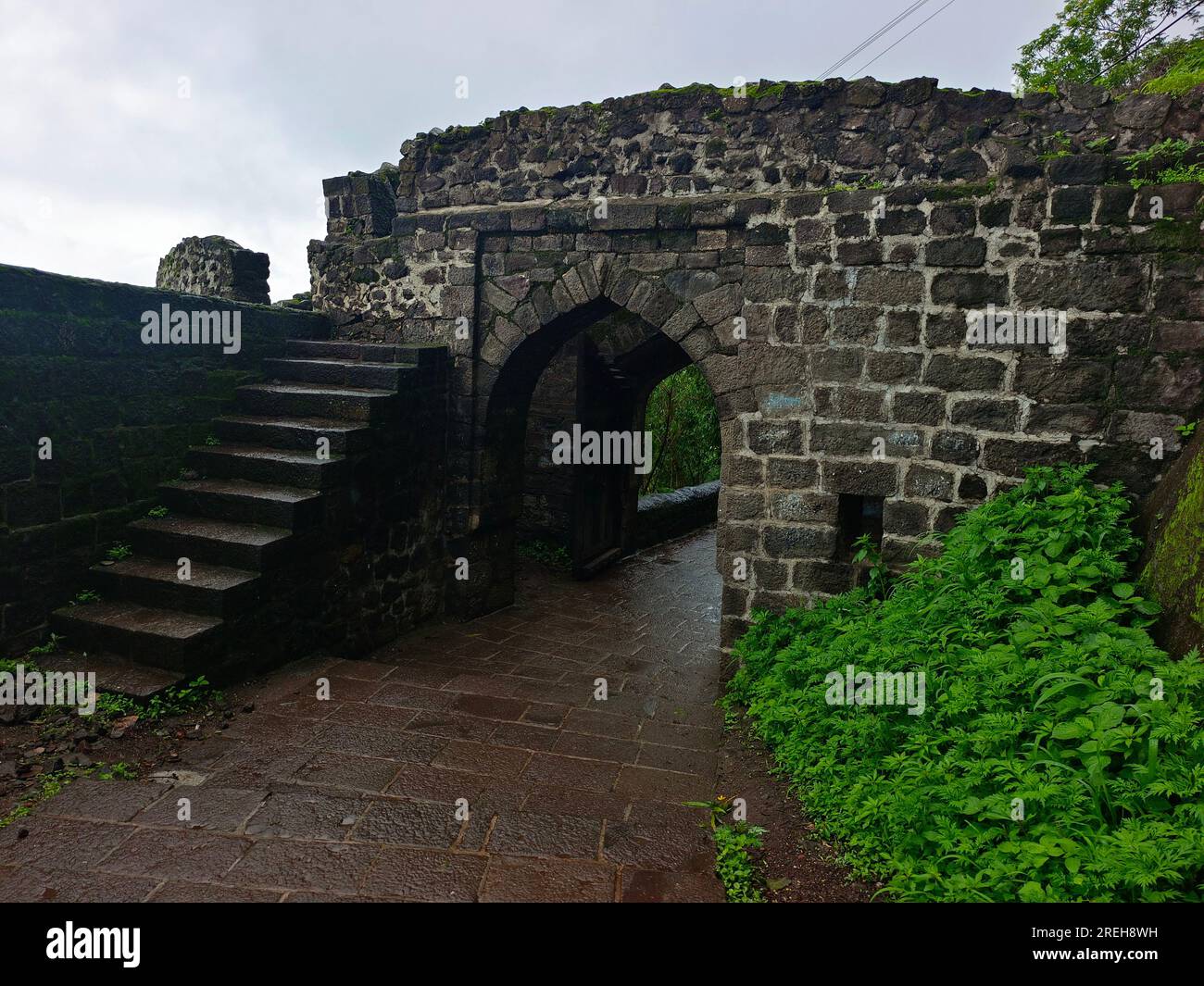 Shivneri Fort is a 17th-century military fortification, It is the ...