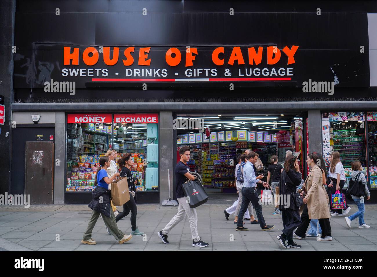 Candy stores oxford street hi-res stock photography and images - Alamy