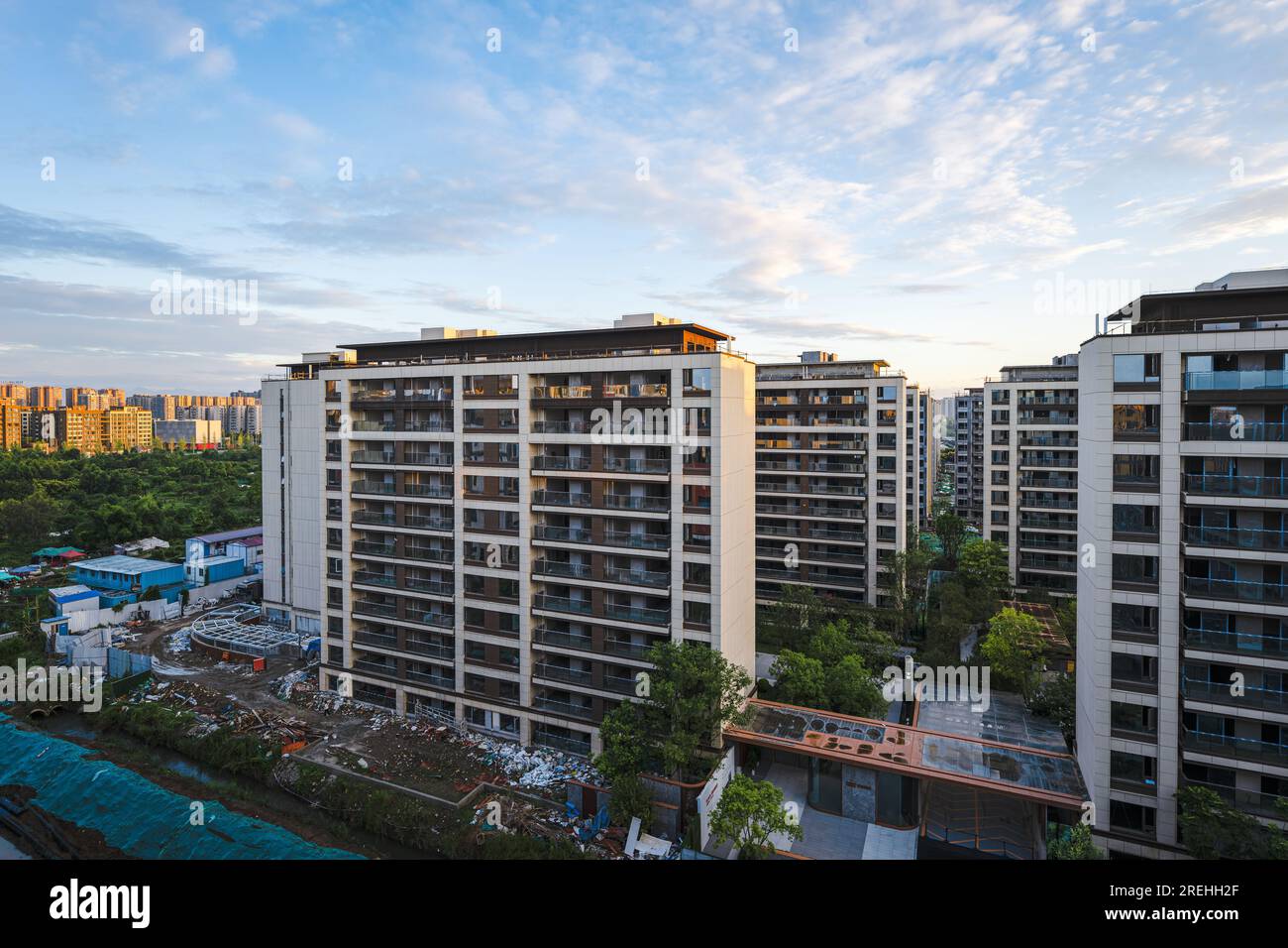 The sunrise over the city of Chengdu Stock Photo - Alamy
