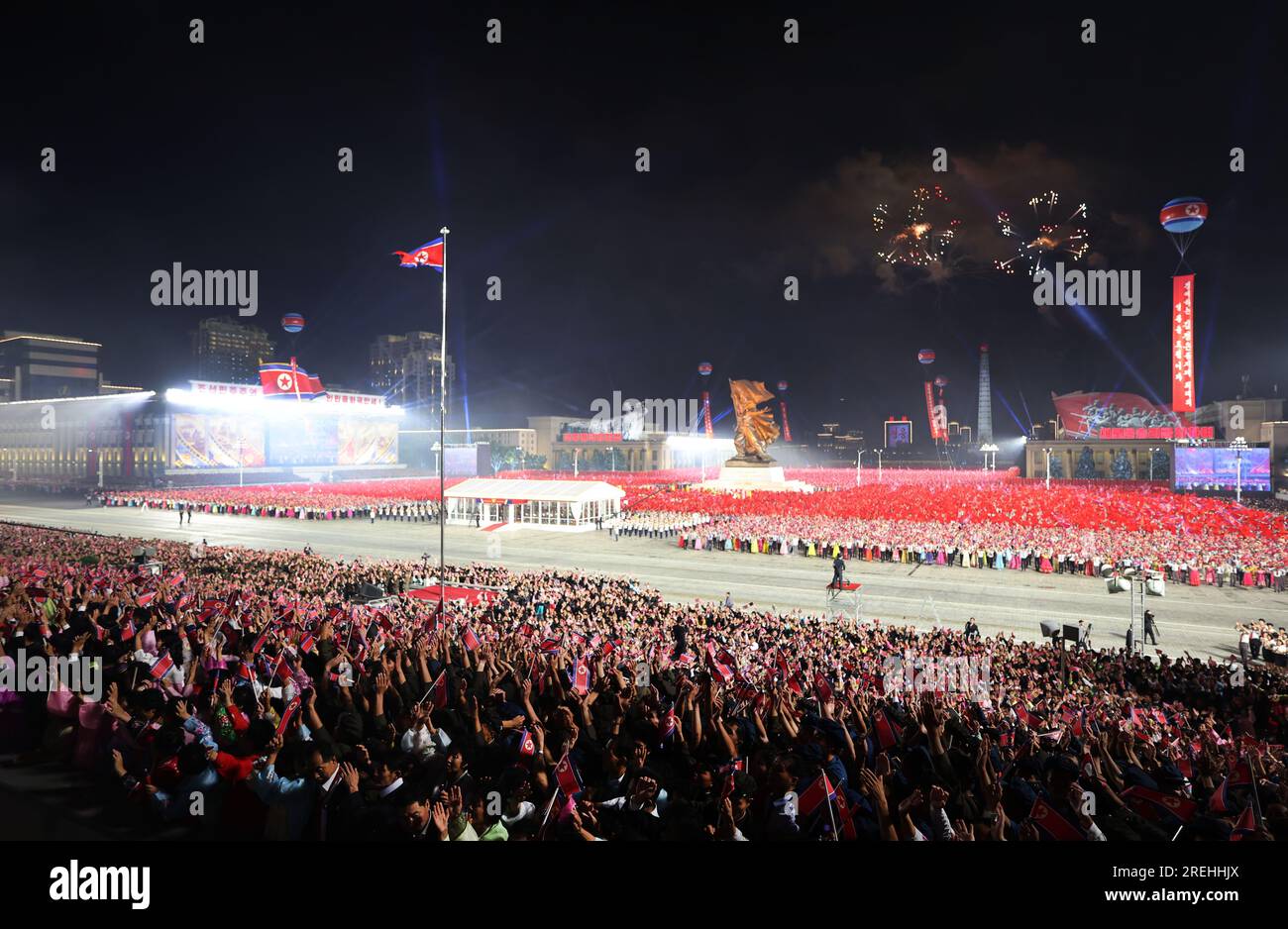 Military cheers hi-res stock photography and images - Alamy