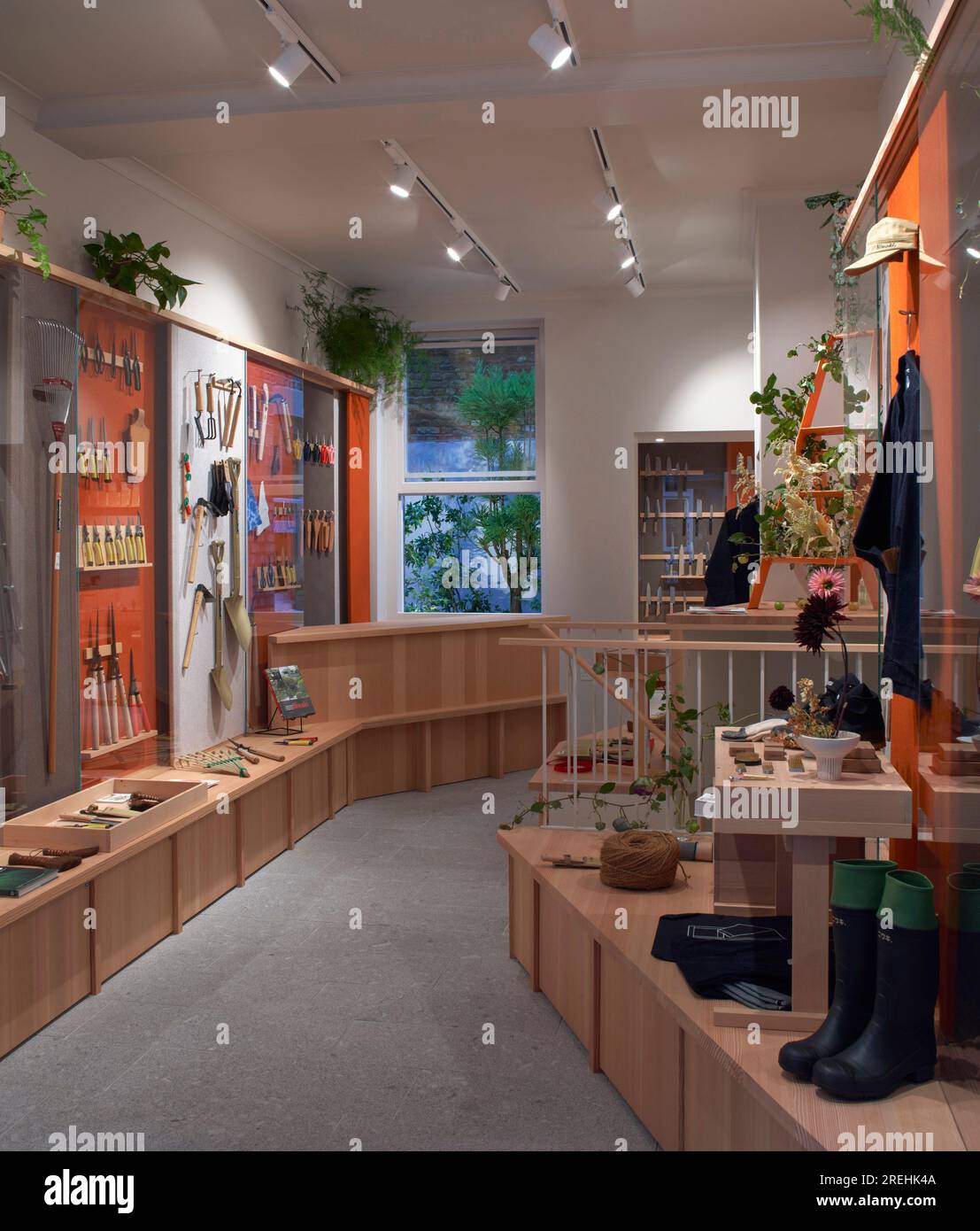 Shop Interior. Niwaki Store London, London, United Kingdom. Architect: Jones Neville, 2021 Stock ...