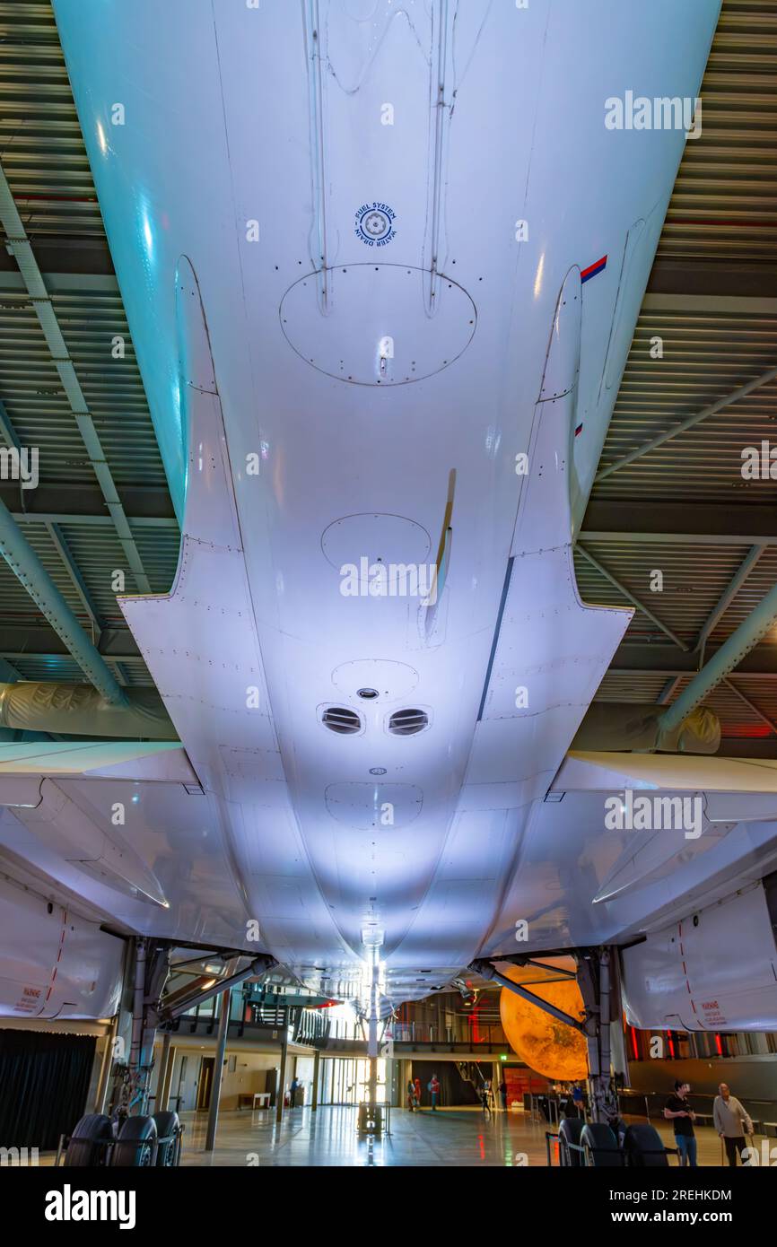 Concorde airplane interior hi-res stock photography and images - Alamy