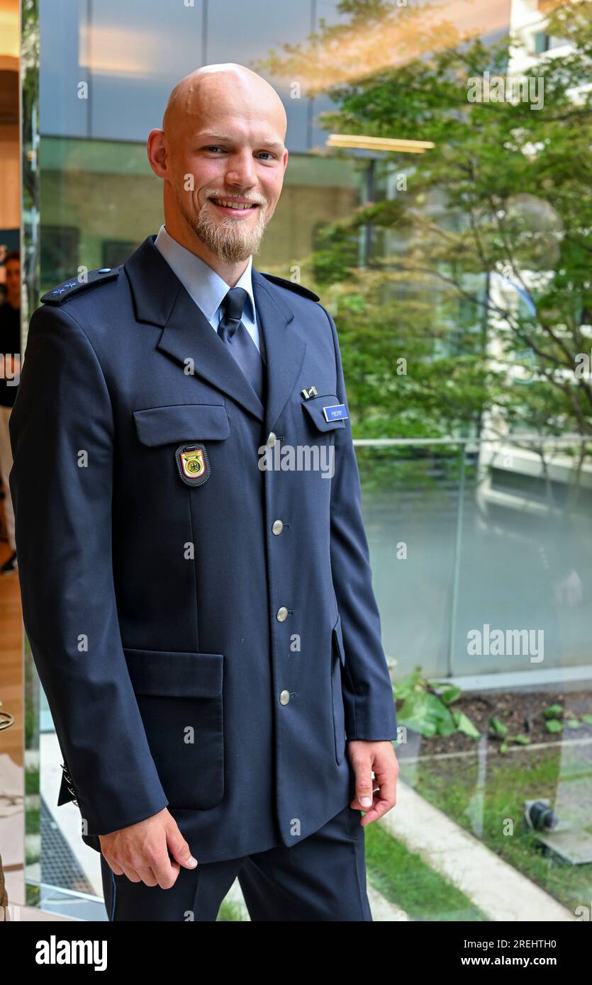 Berlin, Germany. 26th July, 2023. Canoeist Tim Hecker at a reception on ...