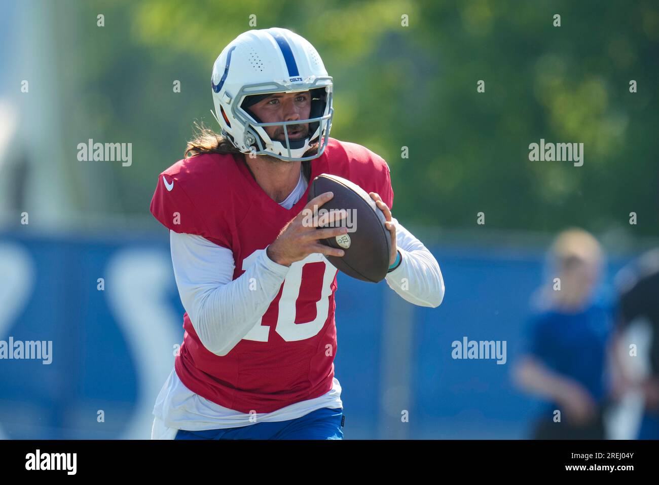 Indianapolis Colts quarterback Gardner Minshew II throws during ...