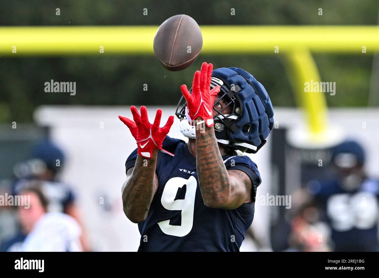 Houston Texans tight end Brevin Jordan (9) participates in a drill ...