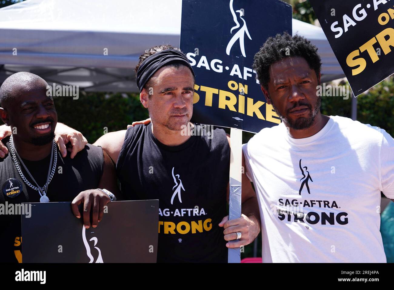 Photo by: gotpap/STAR MAX/IPx 2023 7/26/23 Colin Farrell, Akeem Mair ...