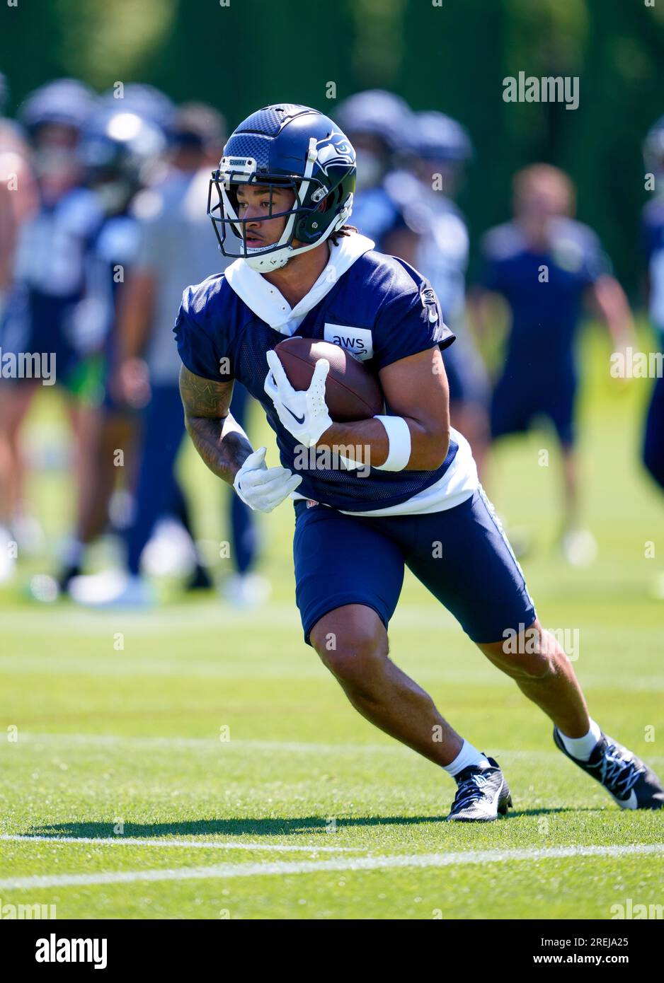 Seattle Seahawks wide receiver Jaxon Smith-Njigba (11) runs the ball ...