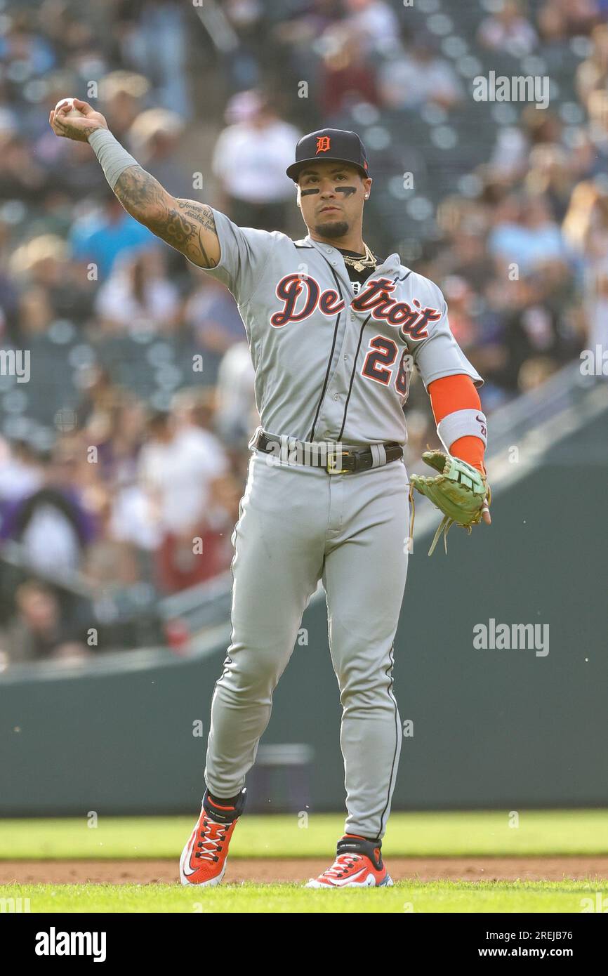 Detroit Tigers shortstop Javier Baez (28) makes the throw to first base ...