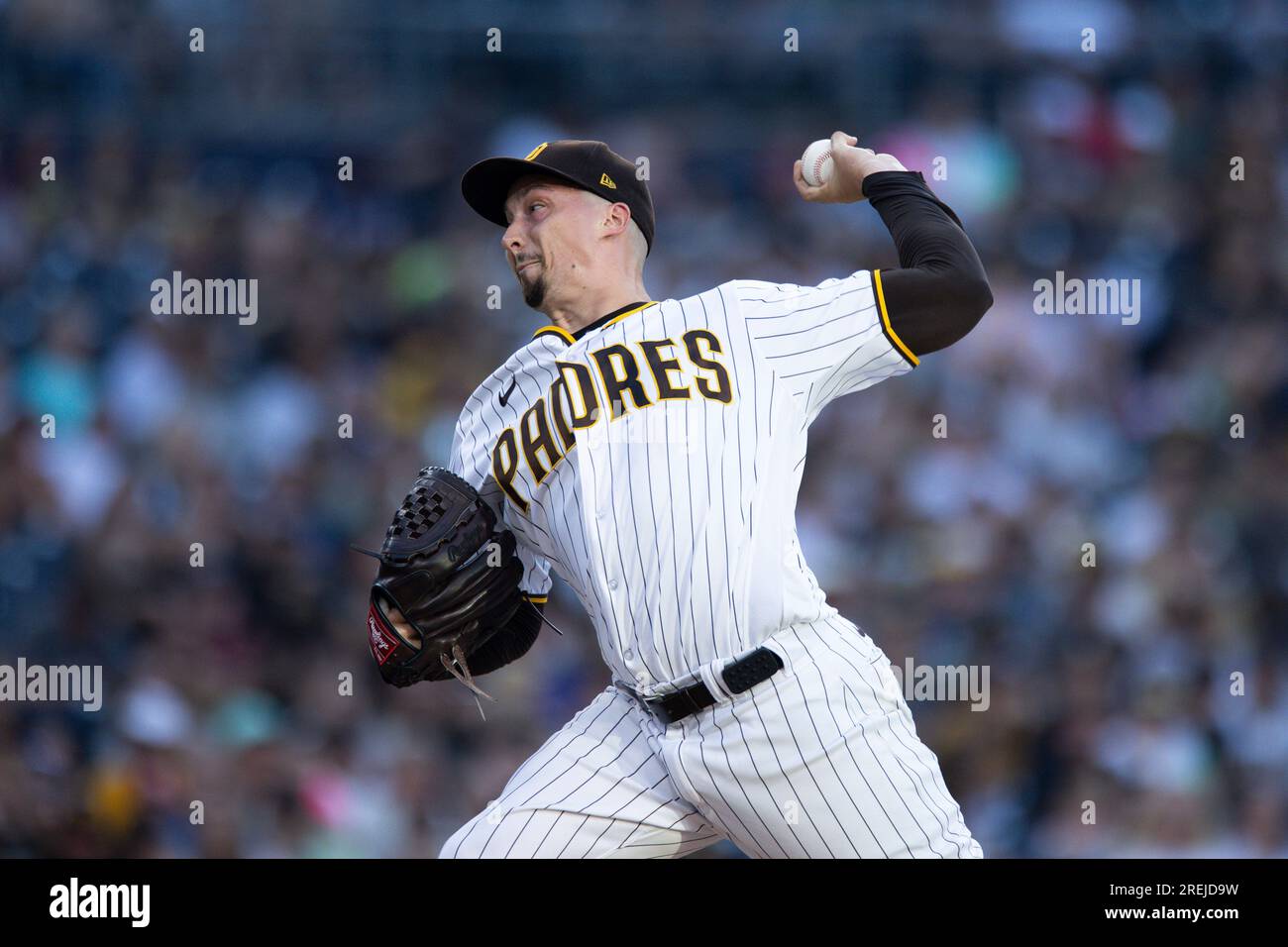 San Diego Padres' Blake Snell delivers a pitch against a Pittsburgh ...