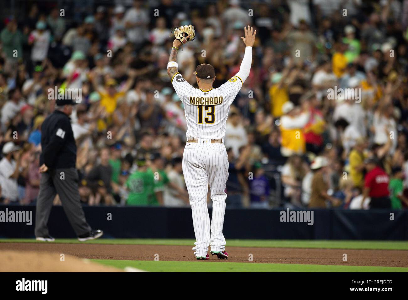 Manny Machado Diving