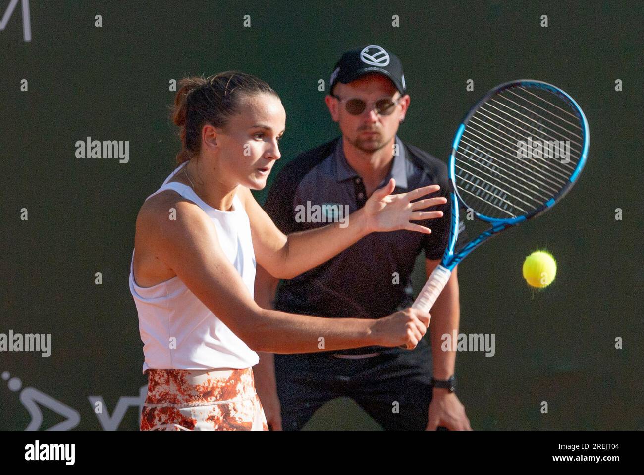 Lausanne, Switzerland. 07th Aug, 2023. Clara Burel of France return during quaterfinal of ...
