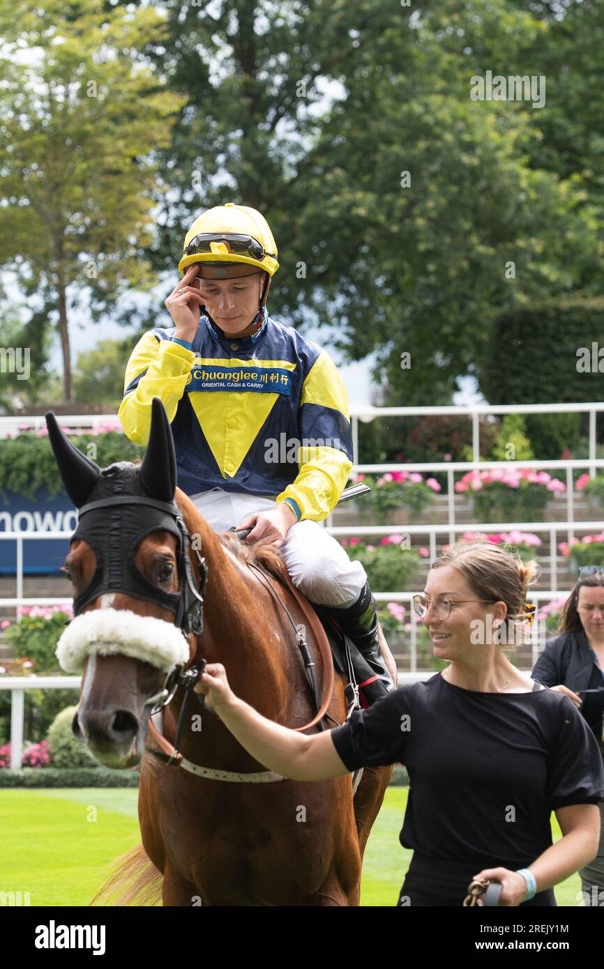 Pearle dor ascot hi-res stock photography and images - Alamy