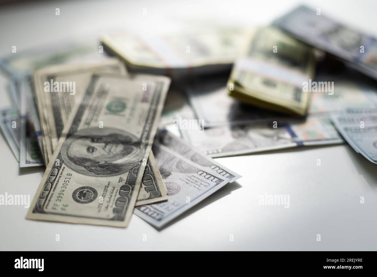 Hundred dollar bill falling slowly hi-res stock photography and images ...