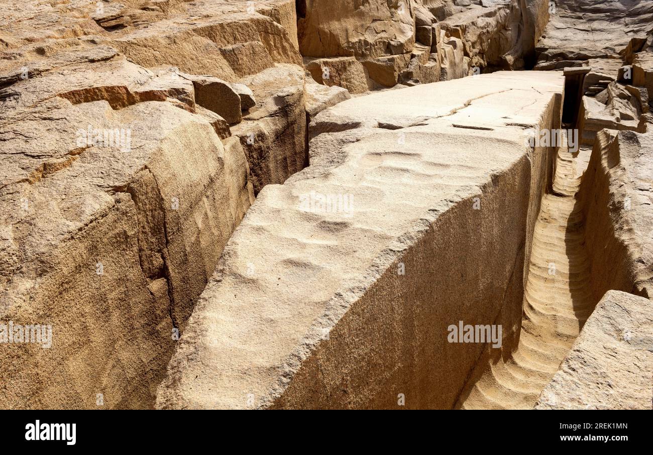 Granit quarry in Aswan with the famous Unfinished obelisk Stock Photo ...