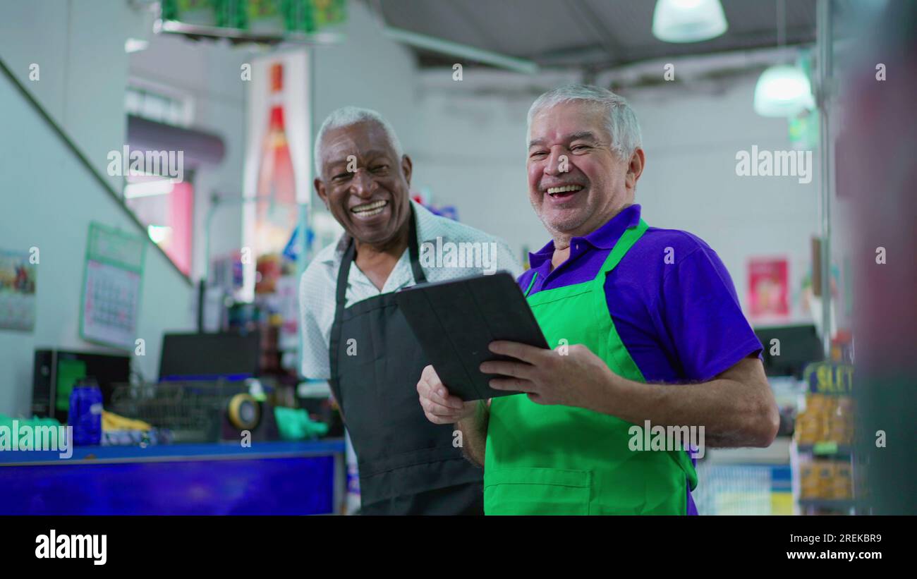 Older workers supermarket hi-res stock photography and images - Alamy