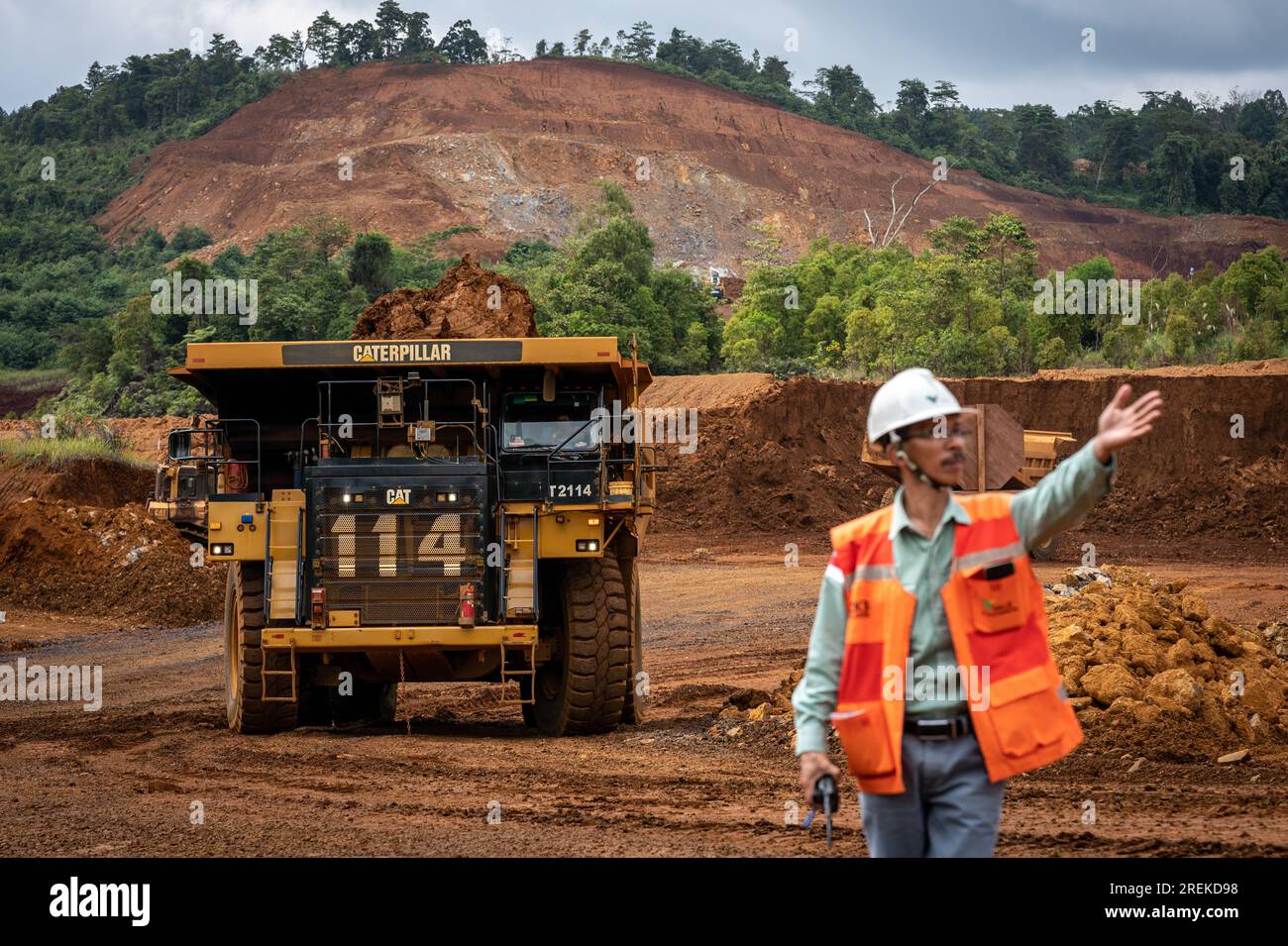 Soroako, Indonesia. 28th July, 2023. A worker seen in action at Nickel ...
