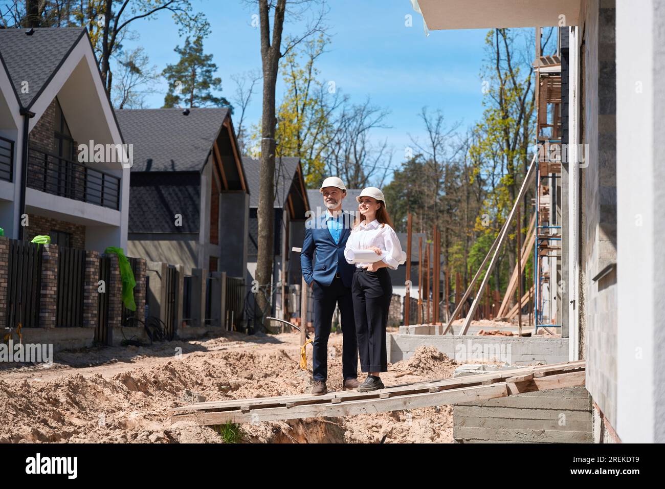 Perimeter building houses hi-res stock photography and images - Alamy