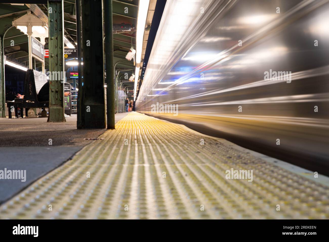 Moving train subway travel public transport graphic resources, long ...