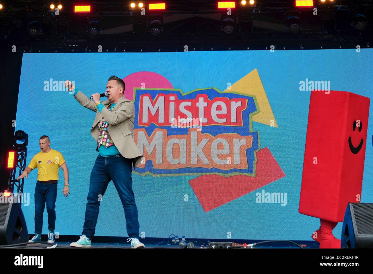 Lulworth, UK. 28th July, 2023. Phil Gallagher, British children's ...