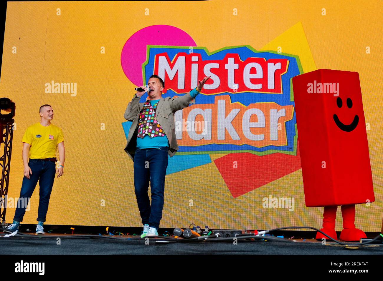 Lulworth, UK. 28th July, 2023. Phil Gallagher, British children's ...