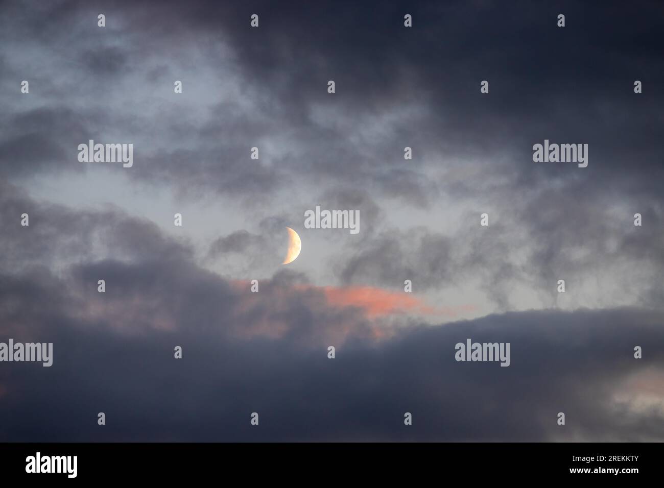 Texture background evening sky atmospheric Stock Photo - Alamy