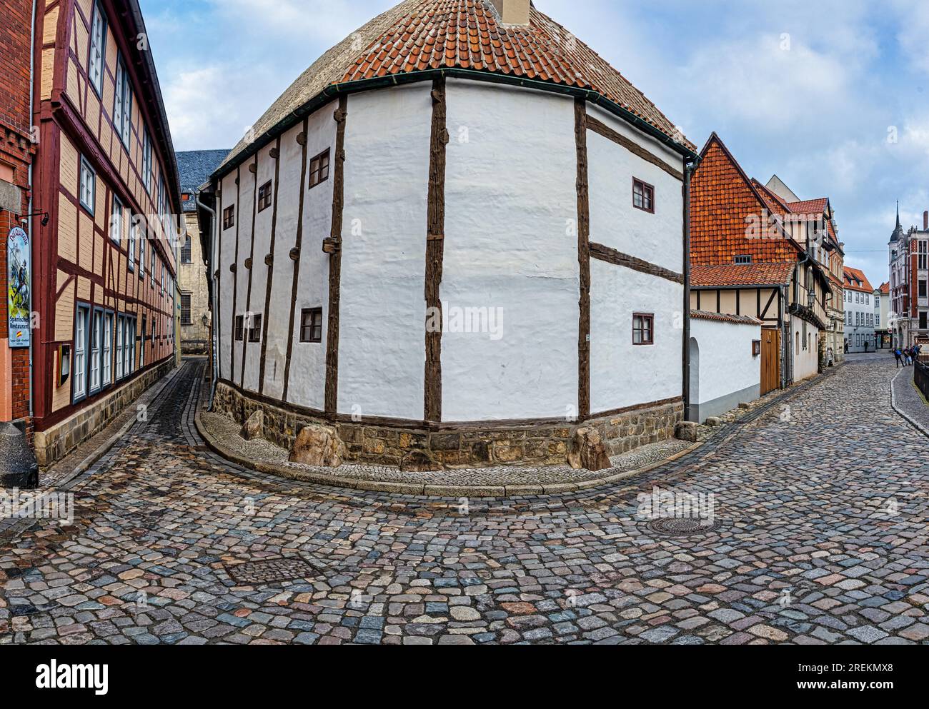 Pictures from the historic half-timbered town of Quedlinburg Harz ...
