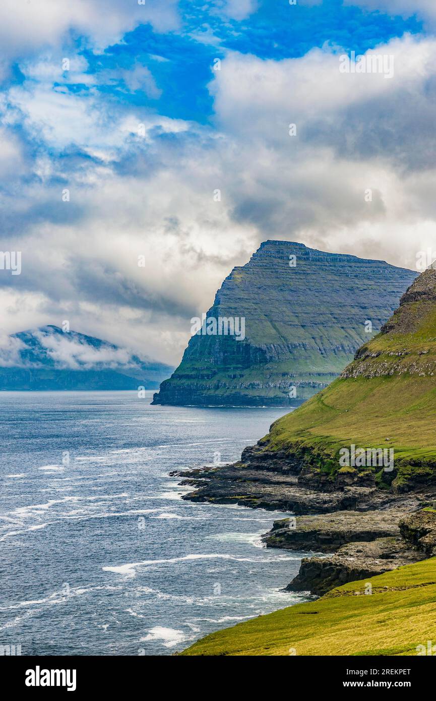 Landscape faroe islands hi-res stock photography and images - Alamy