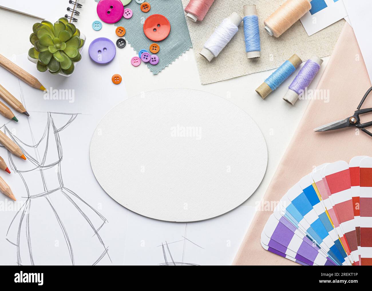 Flat lay tailoring set with fabric samples thread. Resolution and high ...